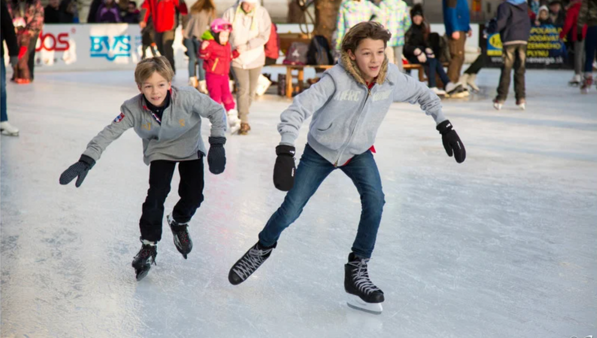 5 Cool Freestyle Ice Skating Tricks To Add To Your Arsenal – PolyGlide Ice